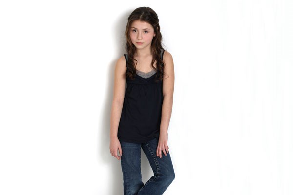 Little Miss Teen Model Photoshoot – UK Wide | Buyagift