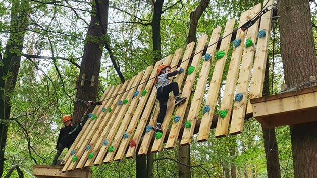 Tree Top Trials The Explorer Experience for an Adult and a Child | Buyagift